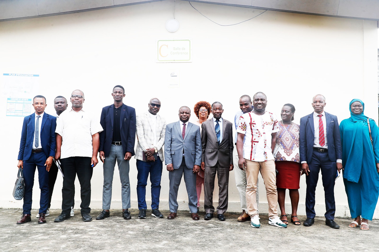 Côte d’Ivoire/service civique : 800 étudiants de l’INP-HB formés au ...